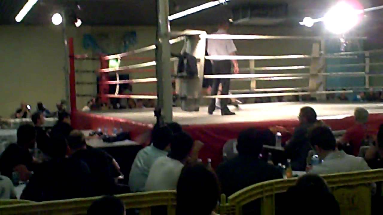 Fight, round 2 - YouTube