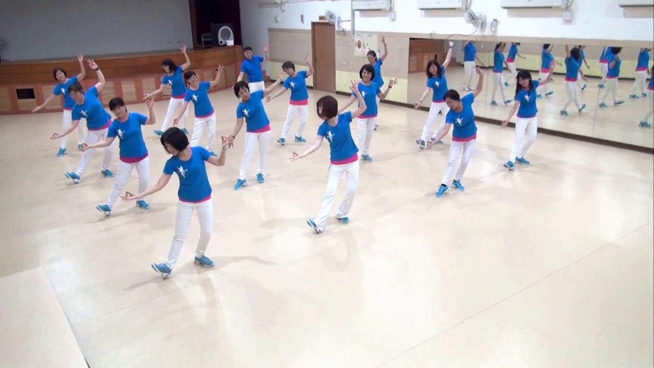 Bollywood 45 Line Dance - YouTube