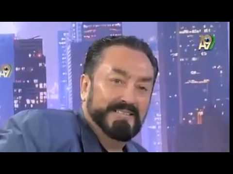 Adnan oktar şarkı söylüyor. Maşallah kedicikler .