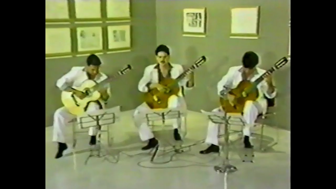 URQUIA (Teófilo León) - Trío Raúl Borges - YouTube