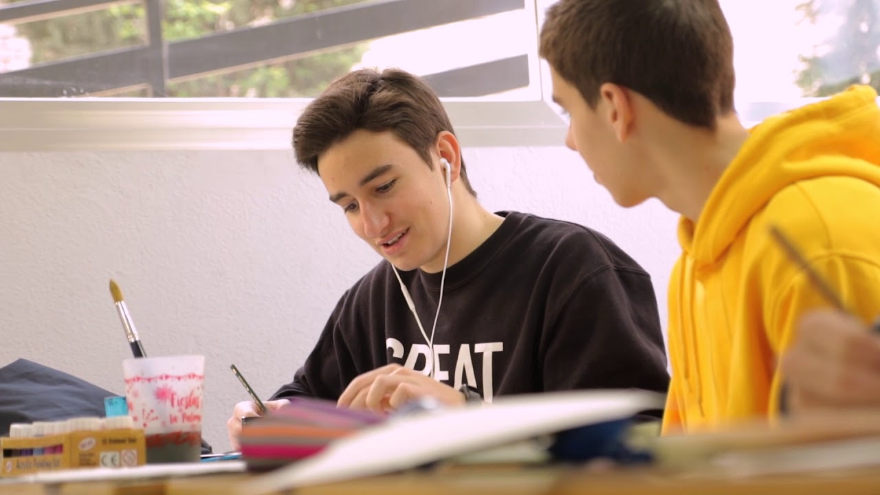 Colegio Instituto Veritas - YouTube