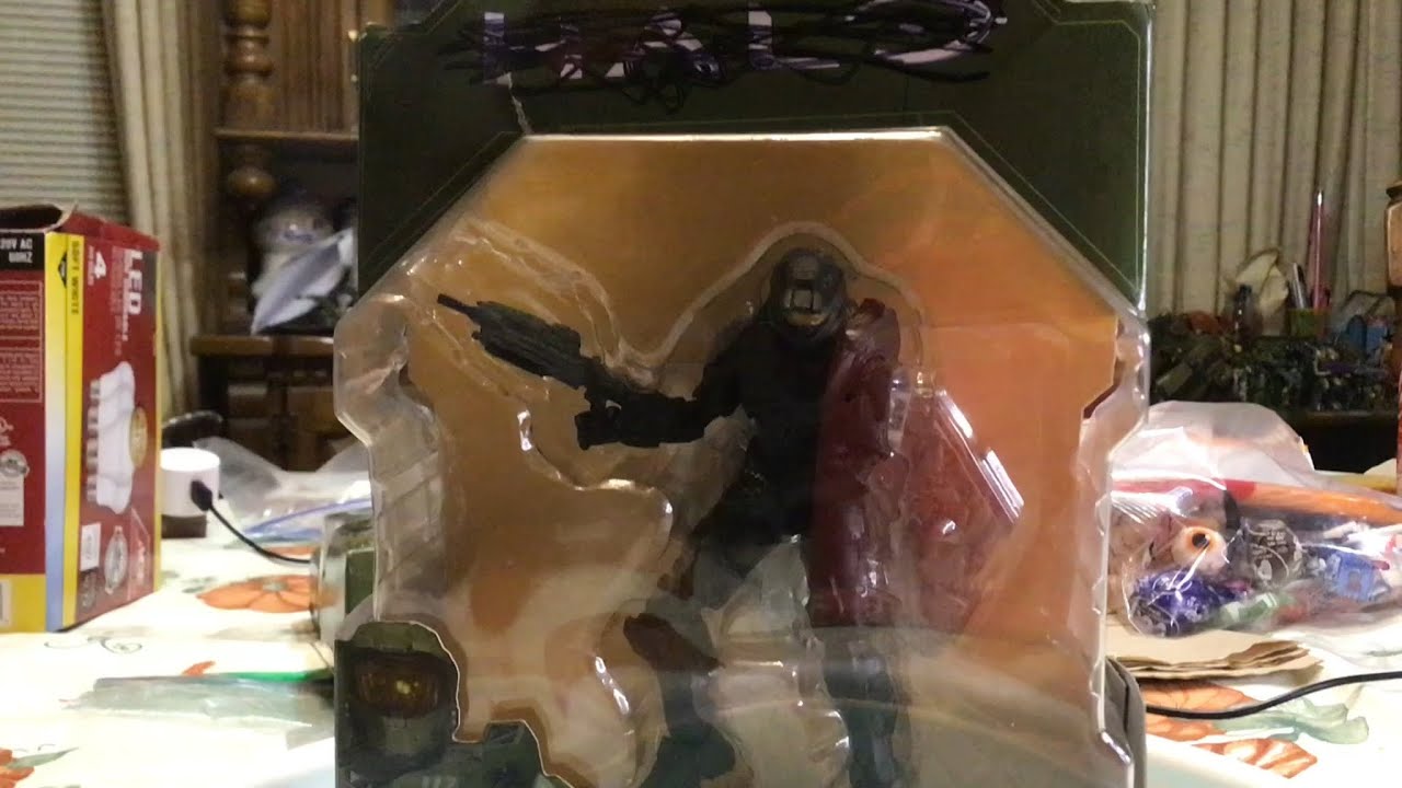 World of halo costume rvb Tex figure - YouTube