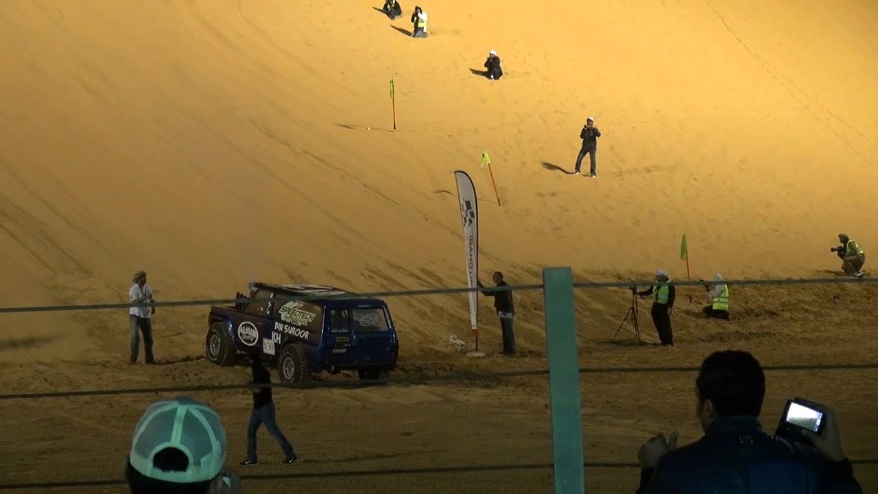 Moreeb Dunes Liwa 2013 - Champion Run - Sand Dune Drag Racing - YouTube