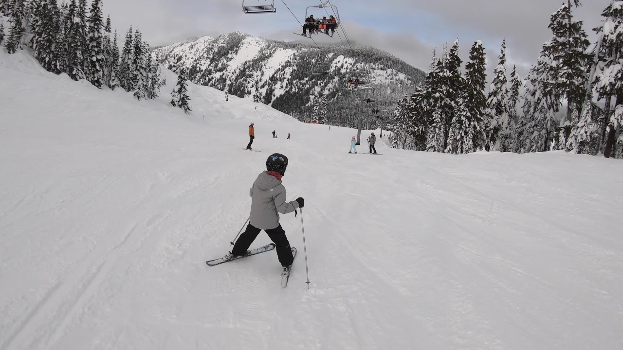 Stevens Pass - Ski Easy Street run with Taylor - YouTube