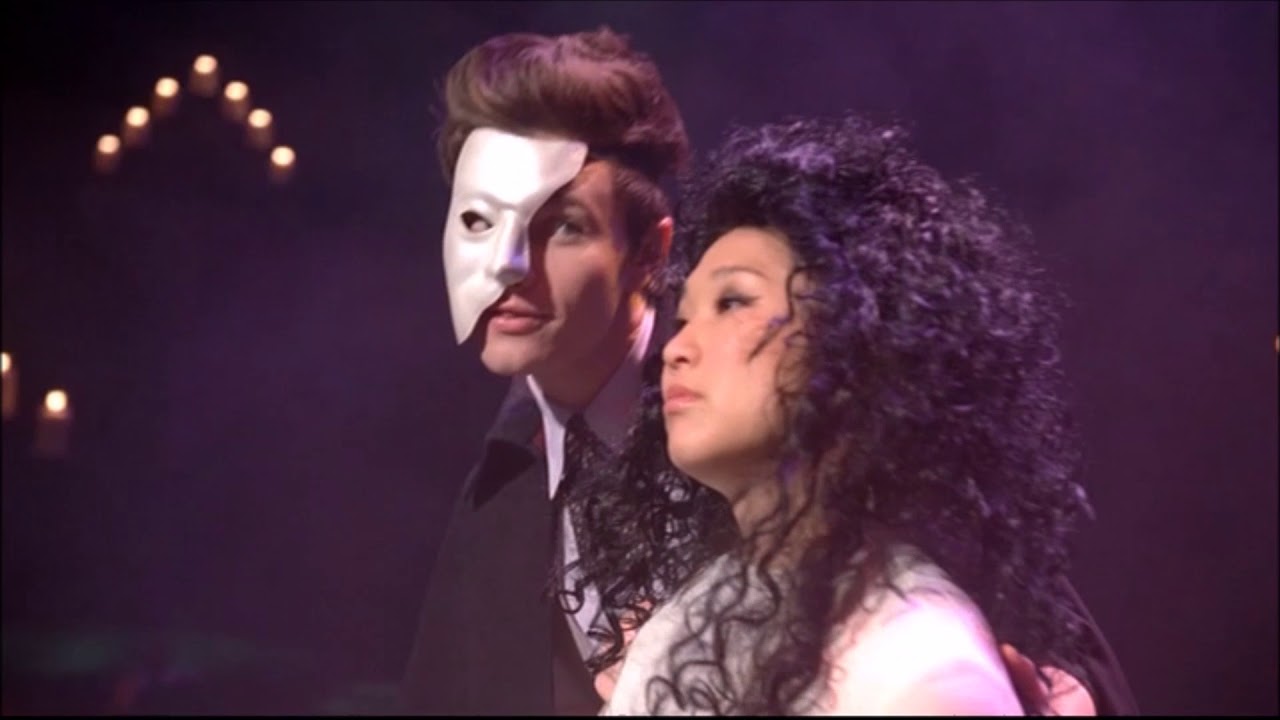 Glee - The Music of the Night (Full Performance + Scene) 3x18 - YouTube