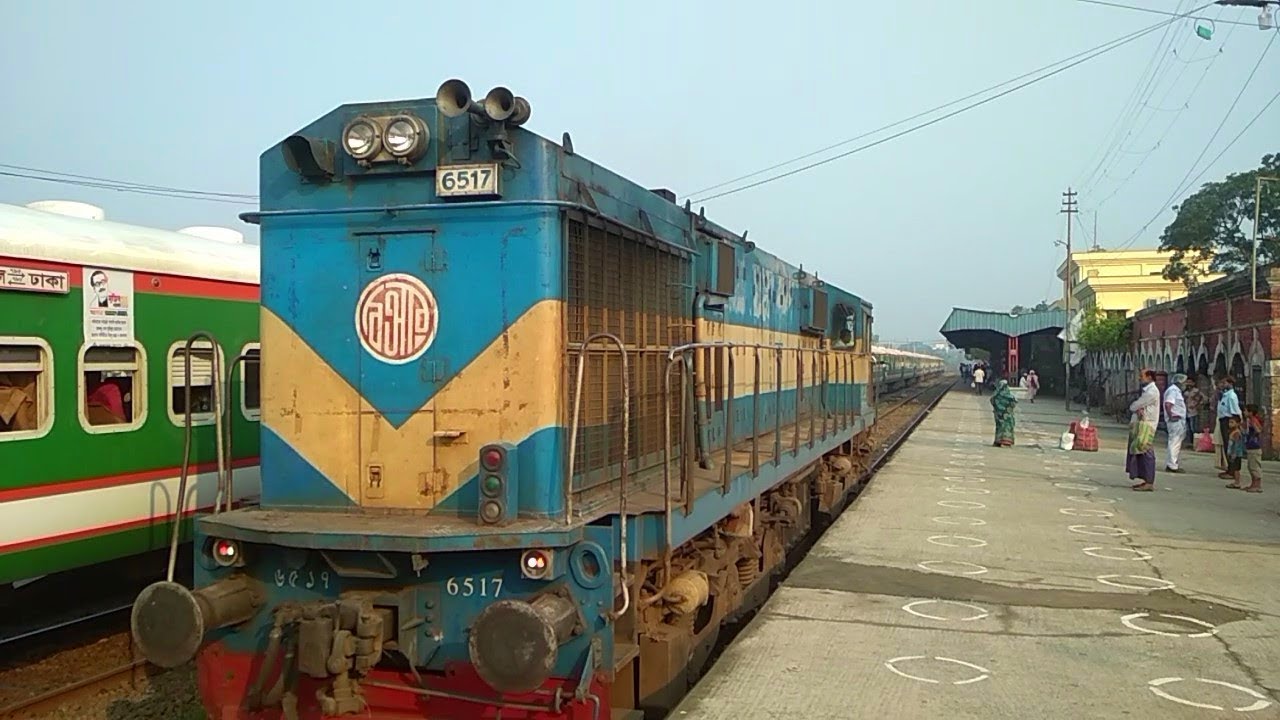 Benapole Express Loco reverse and departing || BD RAIL - YouTube