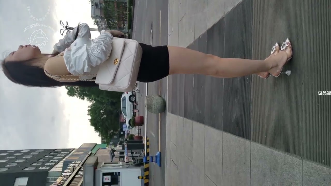 《夏天》 更多资源： https://twitter.com/jipinjiepai - YouTube