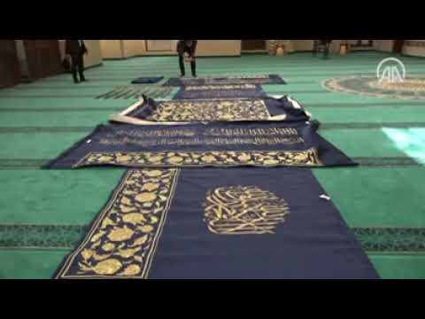 TİKA tarafından Bağdat'taki Abdulkadir Geylani Türbesi'ne Gavs-ı Azam örtüsü serildi