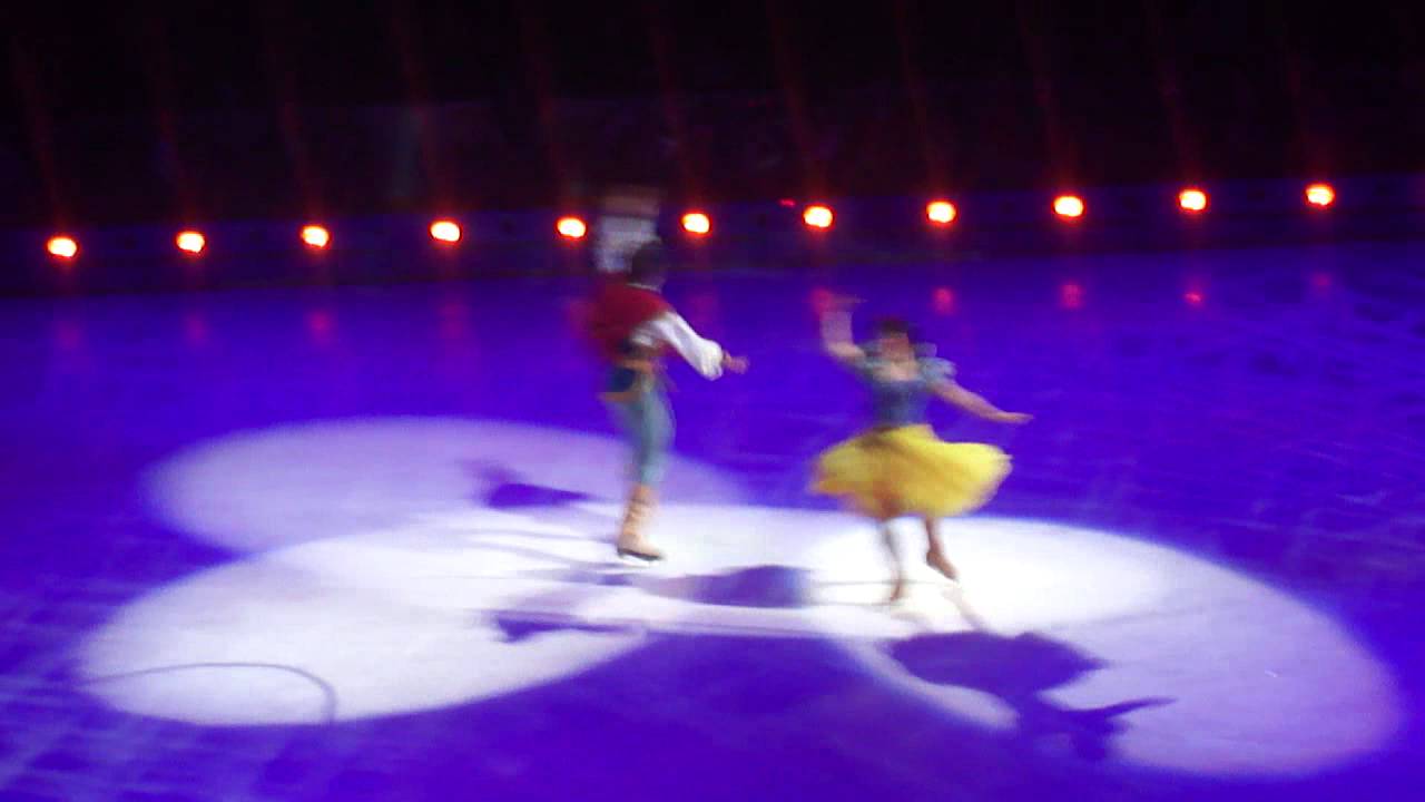 DISNEY ON ICE: SNOW WHITE - YouTube