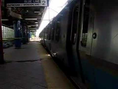 MBTA Blue line 0600 and 0700 series trains at Beachmont - YouTube