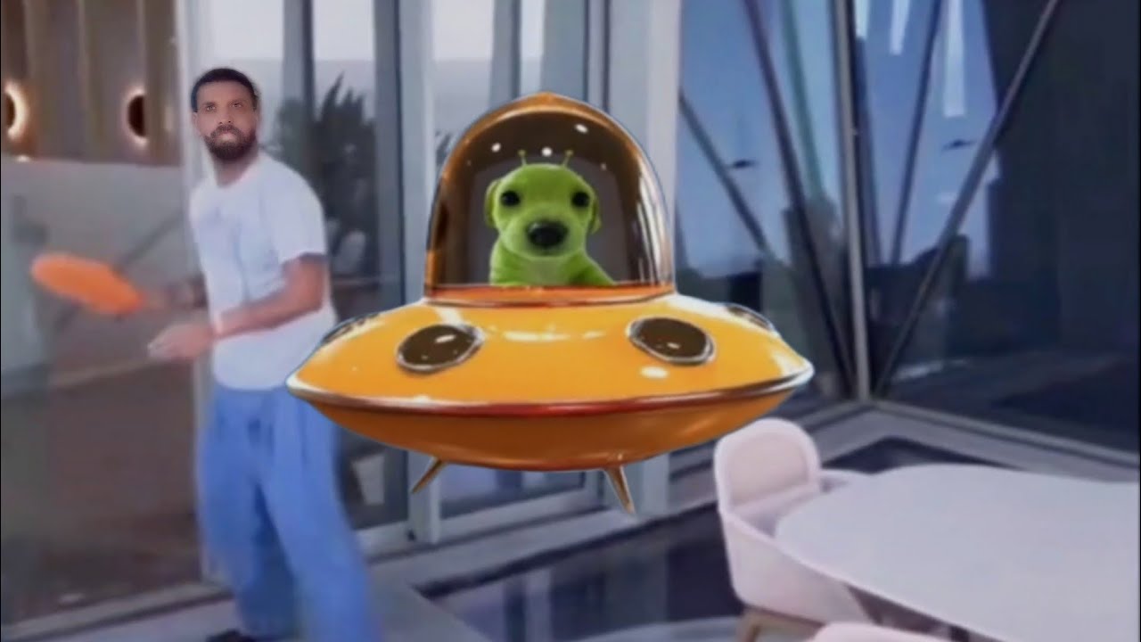 Drake Angry When GoG Peeping Him 👽😹 - YouTube