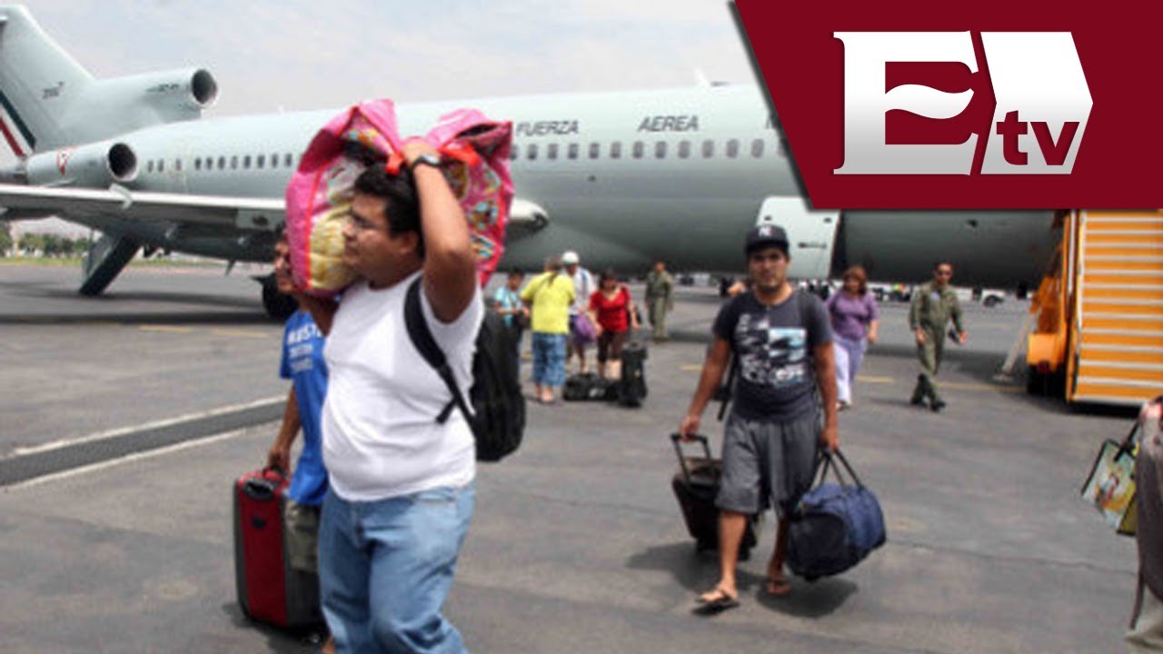 Arribo de turistas a la Ciudad de México procedentes de Acapulco ...