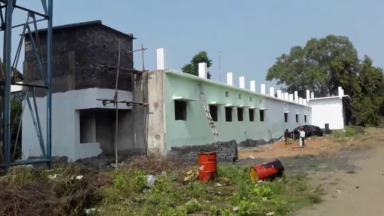 Railway quarter/quarter of railway group D staff - YouTube