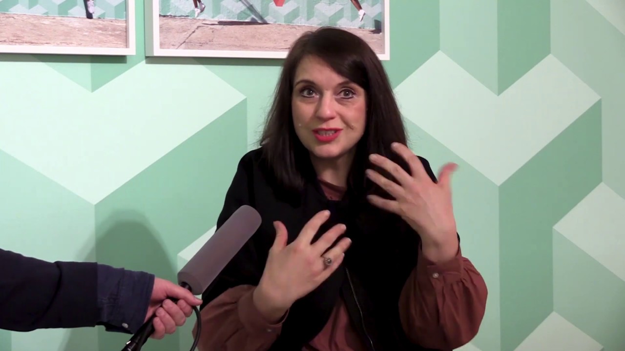 Kurator~innen - was machen die eigentlich? Kuratorin Uta Ruhkamp gibt ...