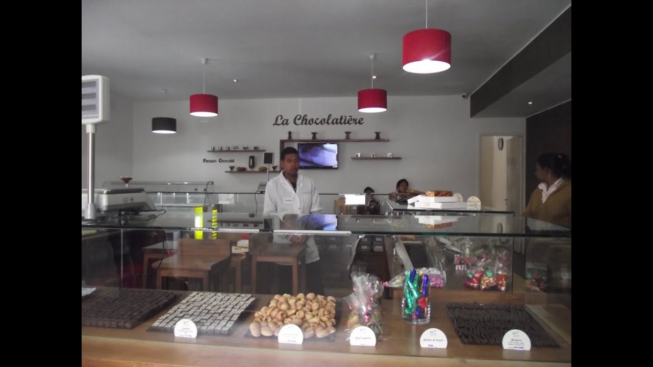 SHOPPING : "CHOCOLATERIE ROBERT" - YouTube