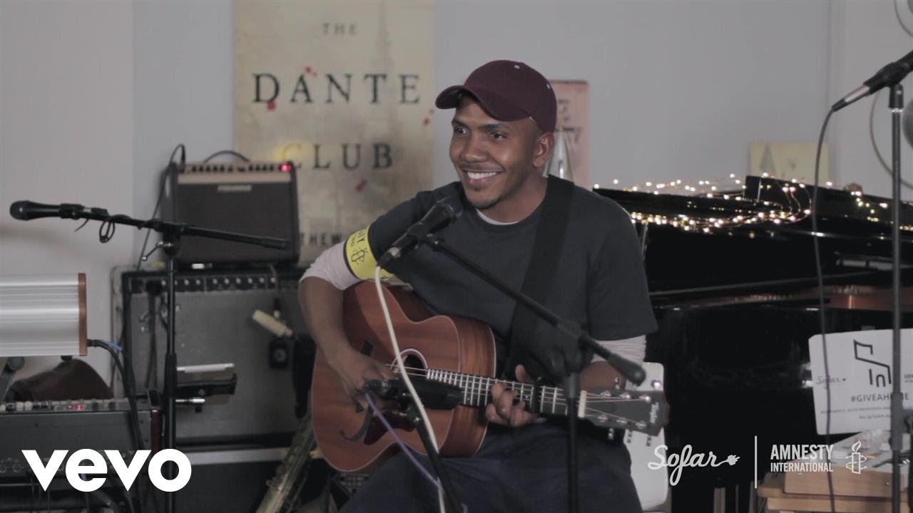 Juke Ross - Colour Me | Sofar NYC - GIVE A HOME 2017 - YouTube