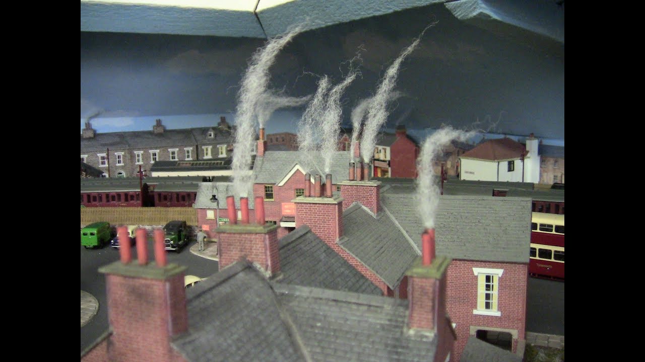 simulating smoke on OO gauge Buildings No177. - YouTube