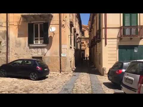 Que ver en Tropea - Centro histórico - YouTube