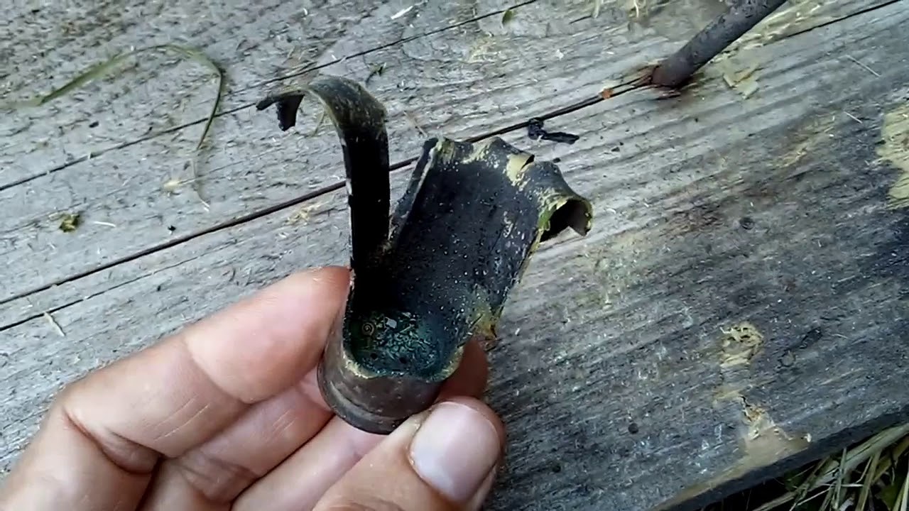 KClO4/Green Powder initiated with detonator, shattering test of 12 ...