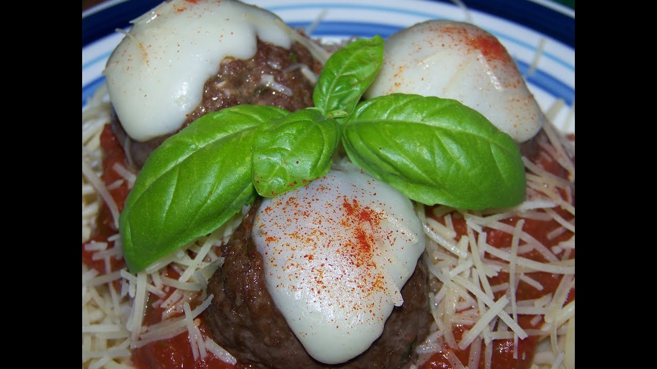 Meat balls, Spaghetti, Mozzarella, 1/4 - YouTube