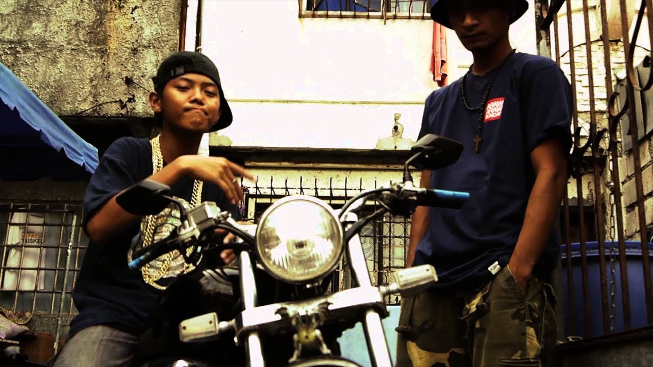 King Ngongi - Walang Pake (Official Music Video) - YouTube