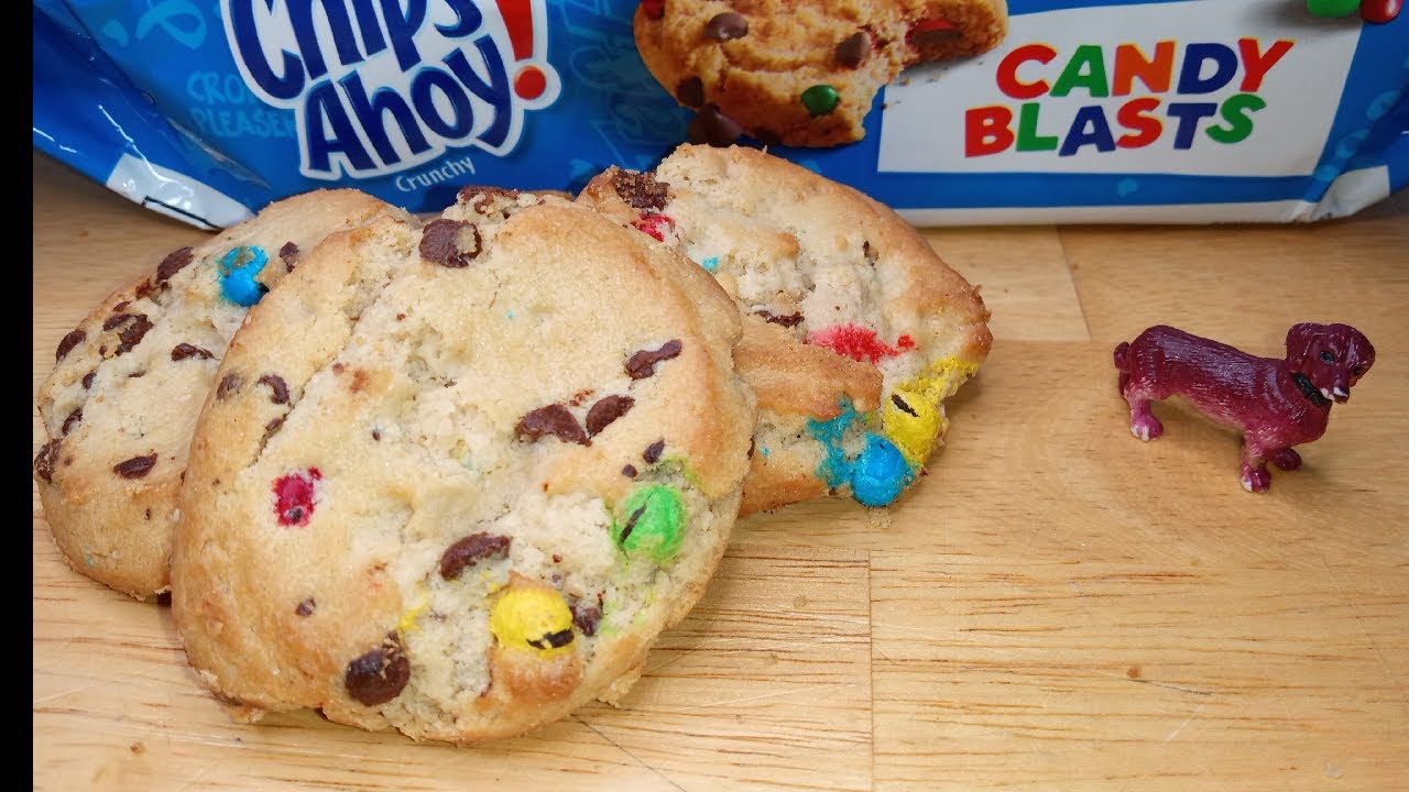 Unboxin Doxin - Chips Ahoy! Candy Blasts Cookies - YouTube