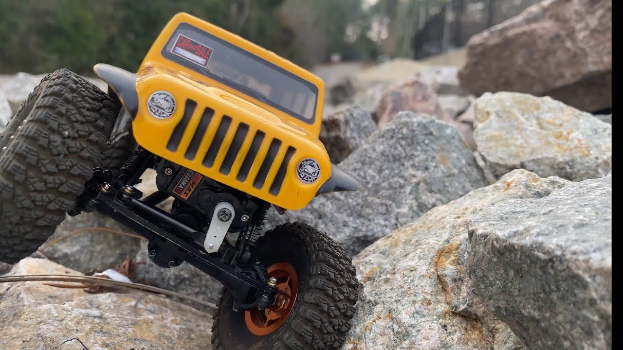 Micro Off-Road Mayhem: Jeep SCX24 Conquers the Rocks! 🪨🚜 - YouTube