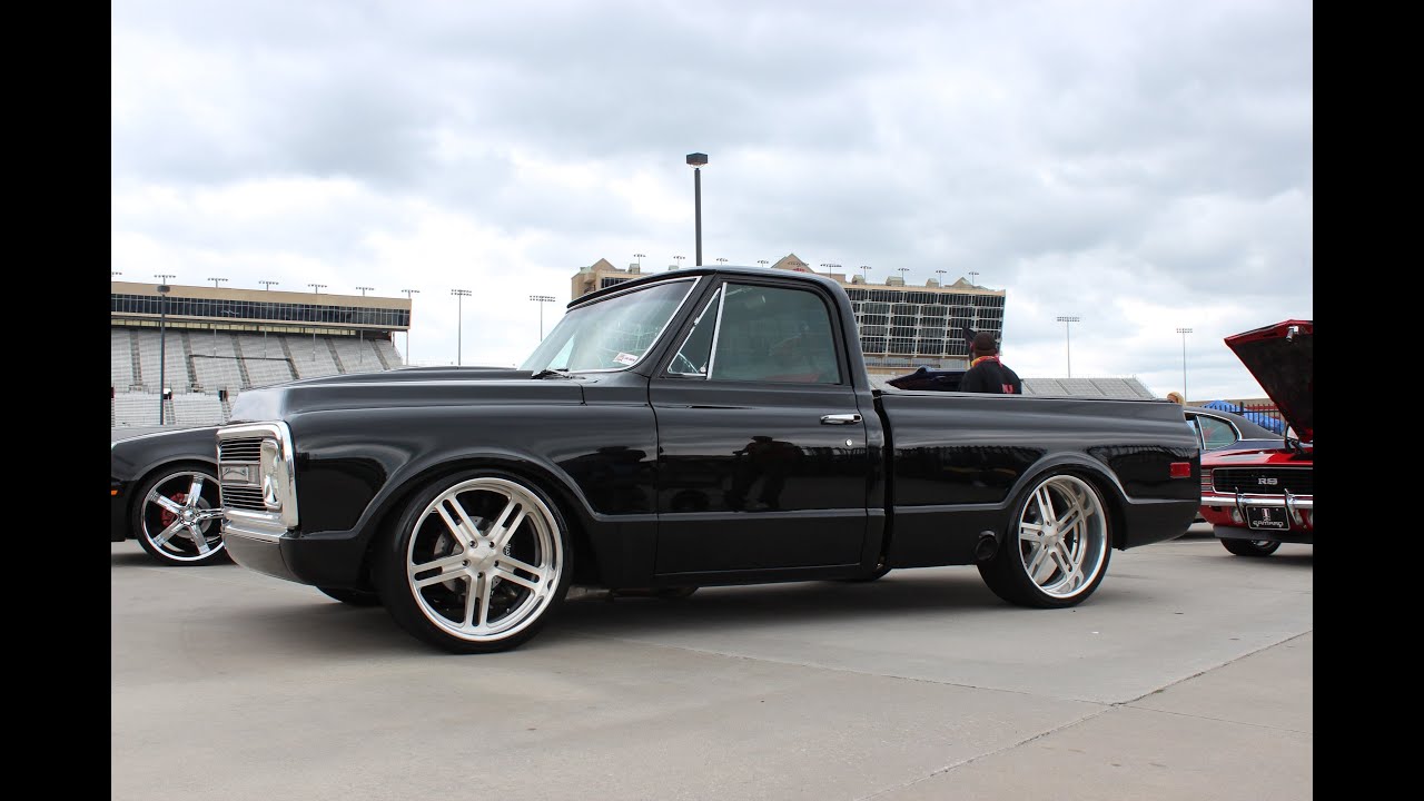 Custom C-10 with Big Block on 22" Budnik wheels - YouTube