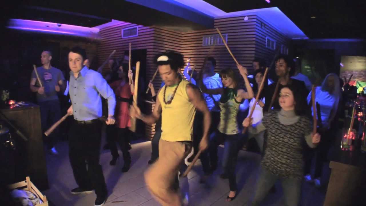 Maculele Show - YouTube