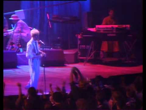 David Bowie // Serious Moonlight Tour Live 1983 (Entire Concert) - YouTube