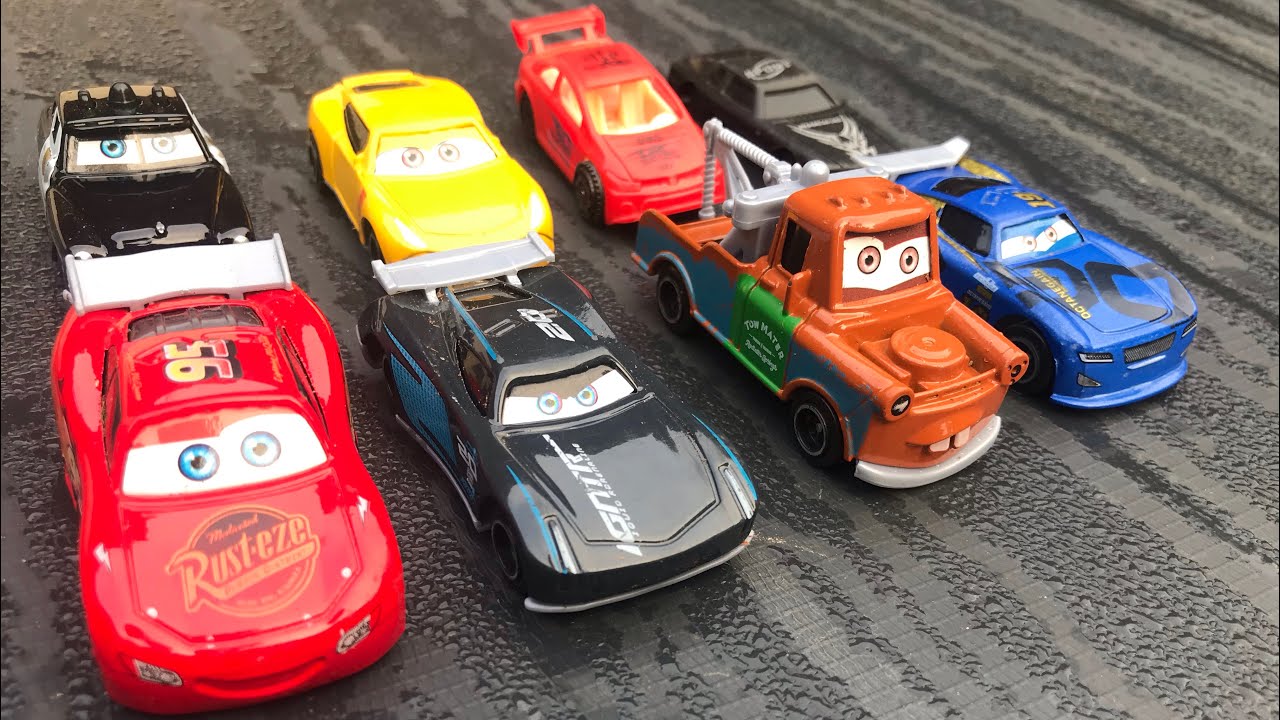 Find 12 different character minicars in the woods!, Disney pixer cars ...