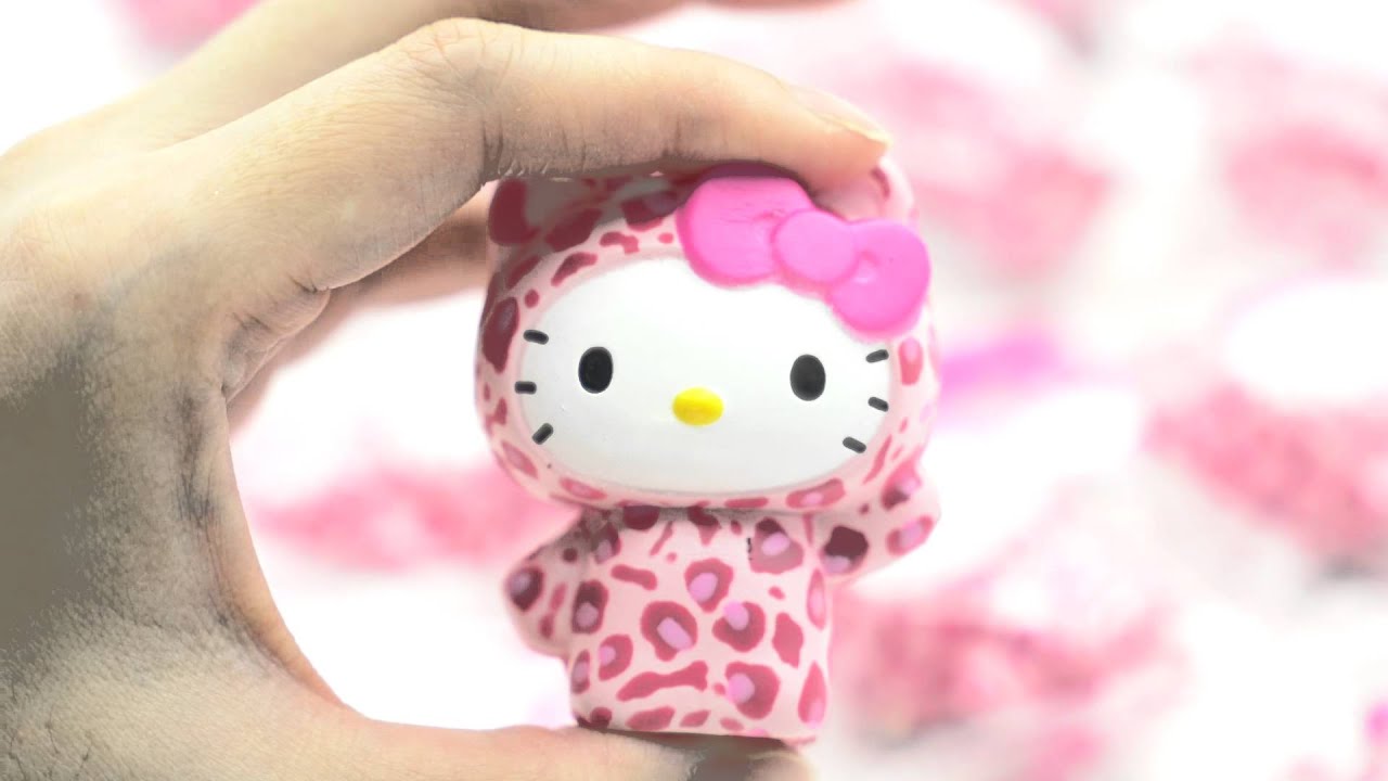 Pink Leopard Hello Kitty Background