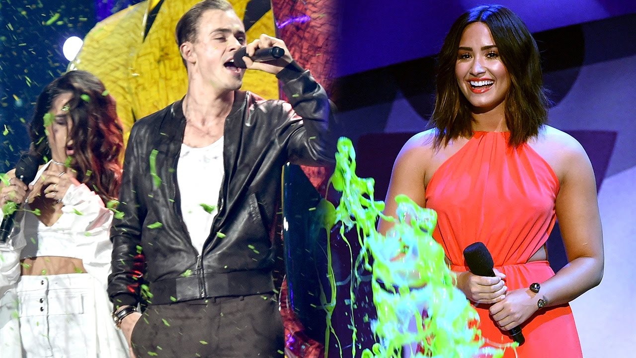 4 MUST-SEE Celeb Slimes At The 2017 Kids' Choice Awards - YouTube