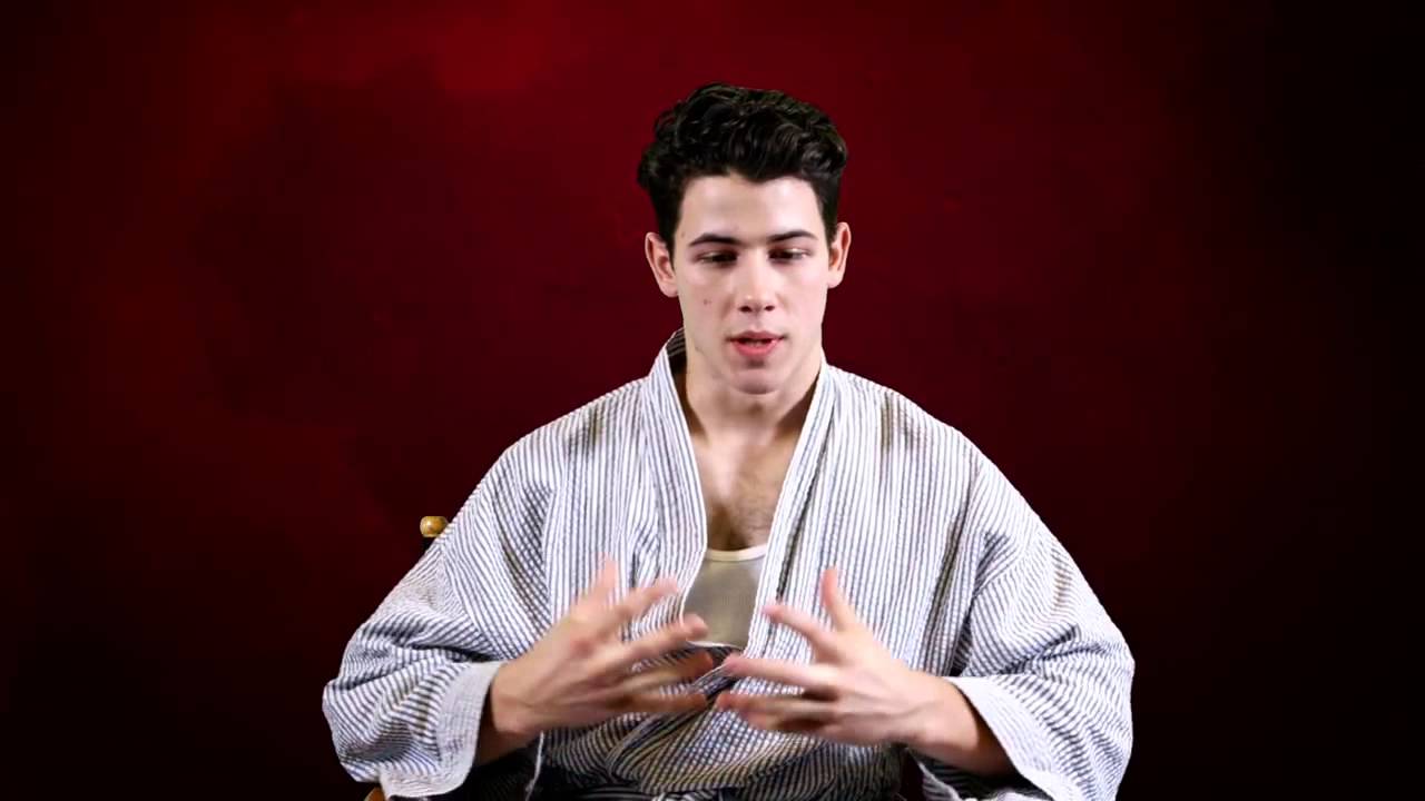 SCREAM QUEENS - Karakter Tanıtımı - Nick Jonas/Boone - YouTube