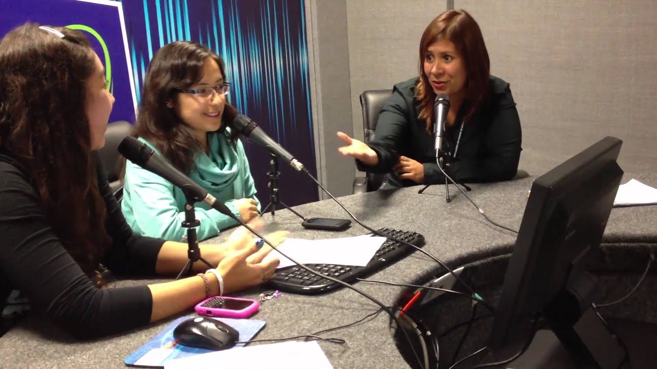 Sandra Parodi entrevistada en FRECUENCIA USIL - YouTube