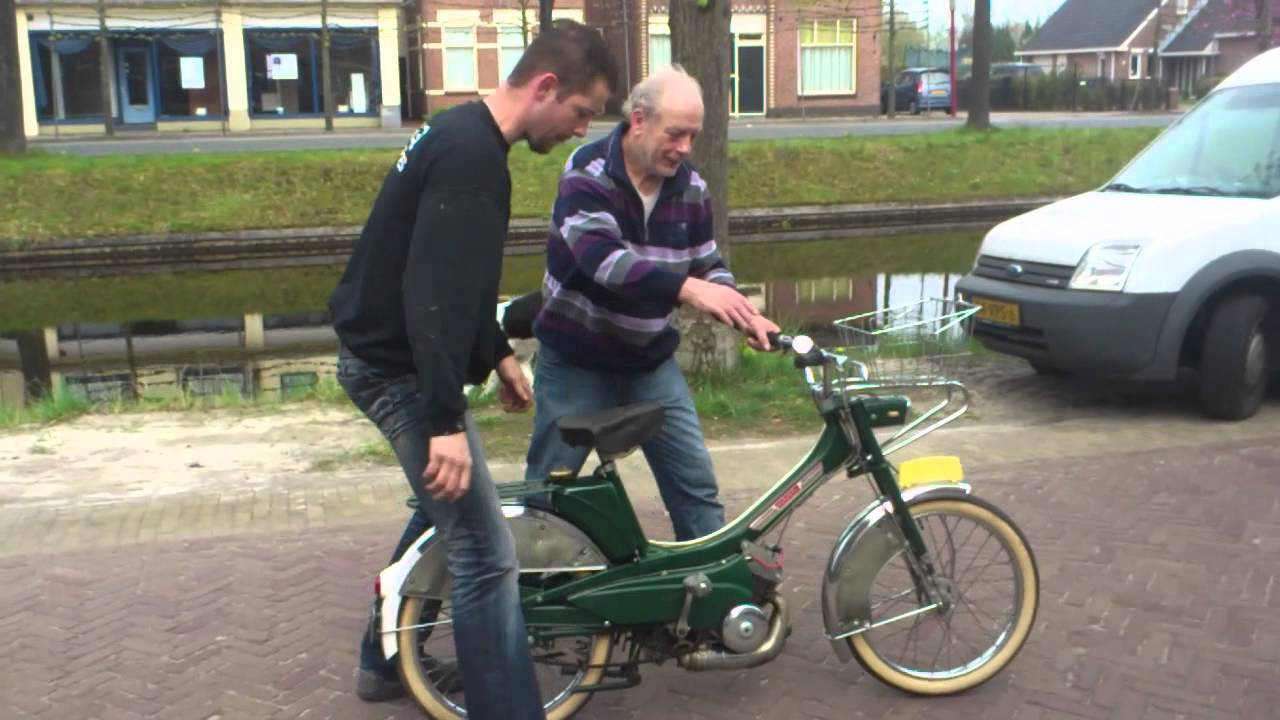 1966 Kaptein Mobylette - YouTube