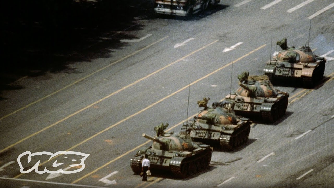 The Story Behind One of The Most Iconic Photos of the 20th Century ...