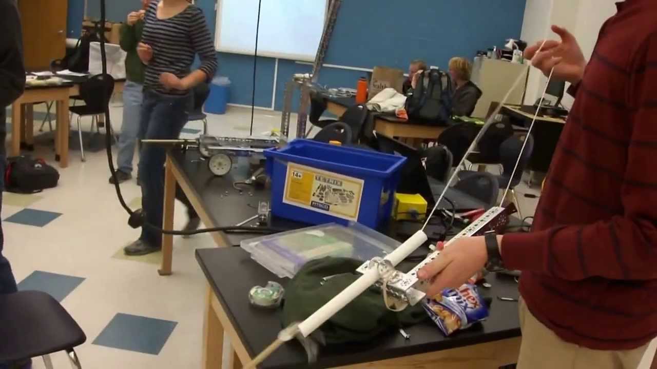 Dec. 2, 2013: The grappling hook shooting - YouTube