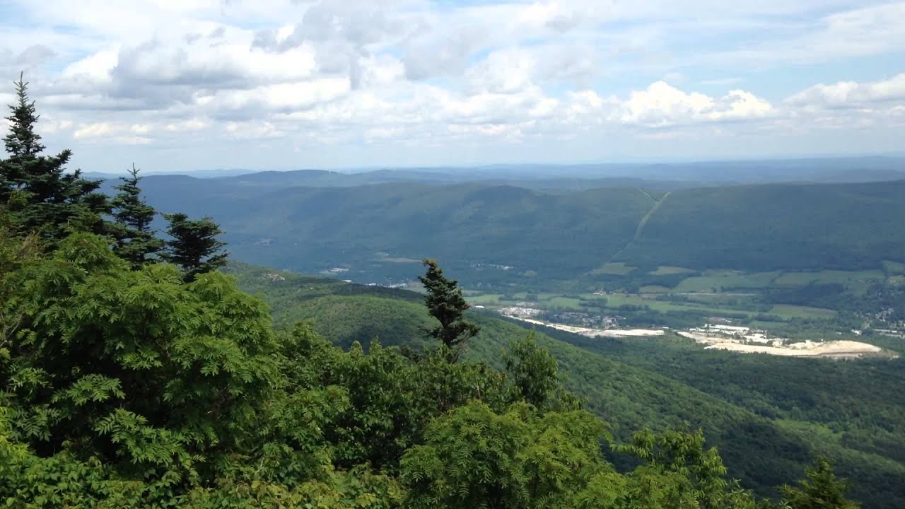 Up in the mountains in Massachusetts absolutely beautiful! - YouTube