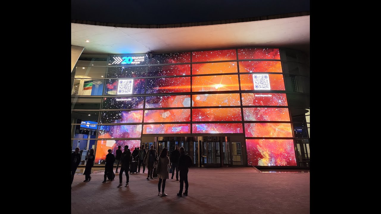 Muxwave 193sqm Holographic Invisible Transparent Led Screen Shining On ...