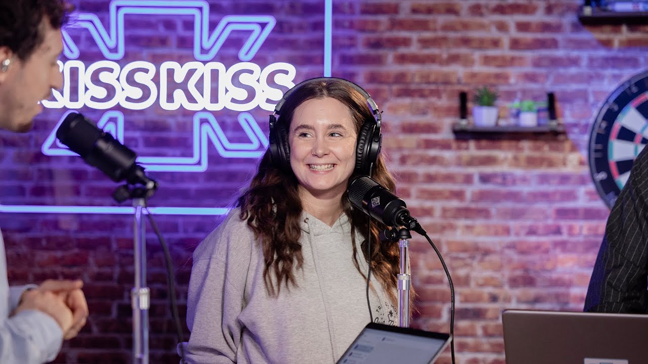 Silvia Buratto a Radio Kiss Kiss (Sanremo 2024) - YouTube