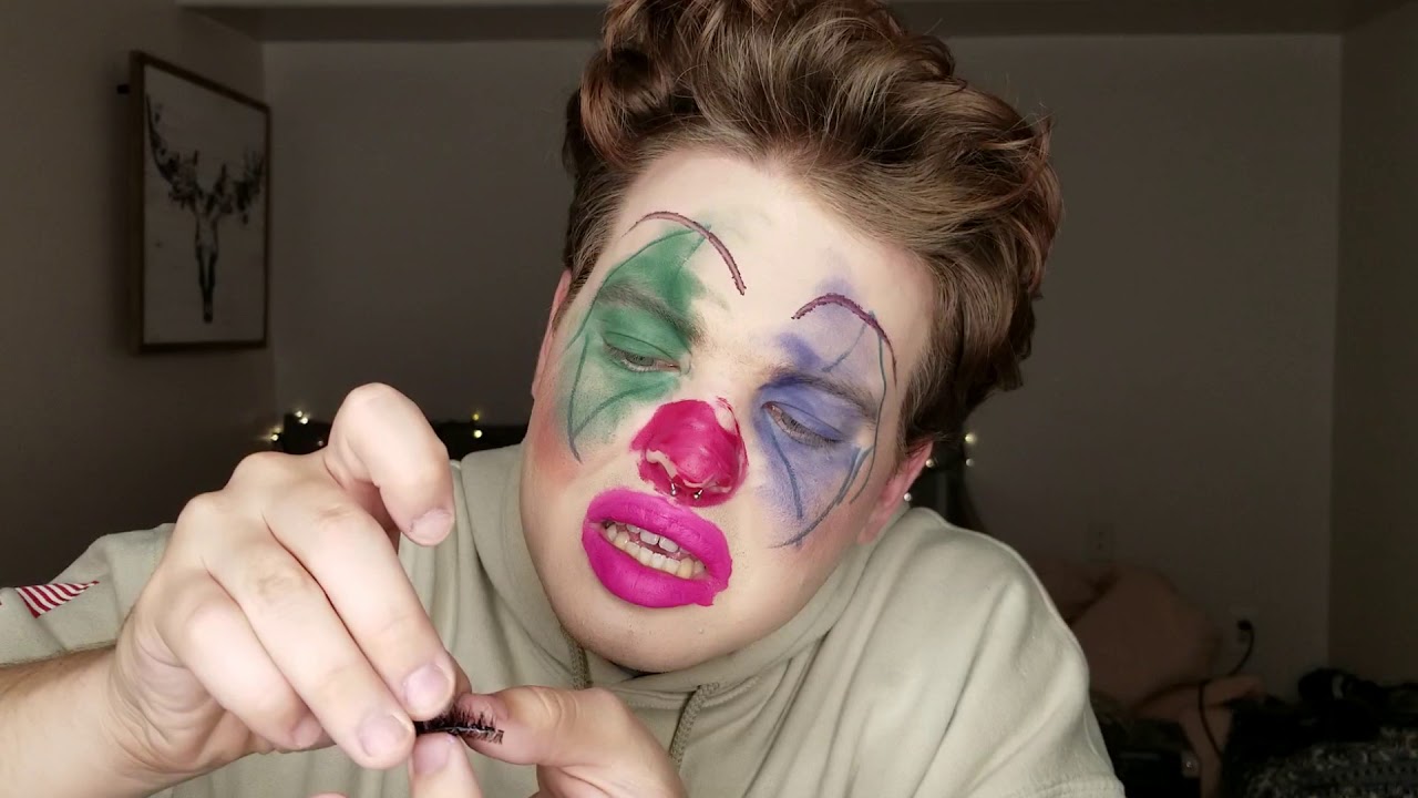 BOO BOO THE FOOL NO MIRROR MAKEUP CHALLENGE (a fail) - YouTube