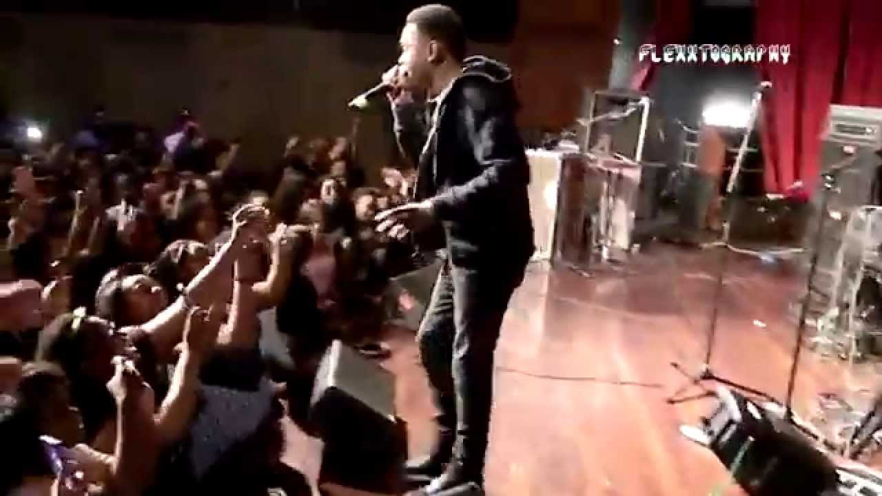 Kranium Performing Live at NYU 3/13/15 - YouTube