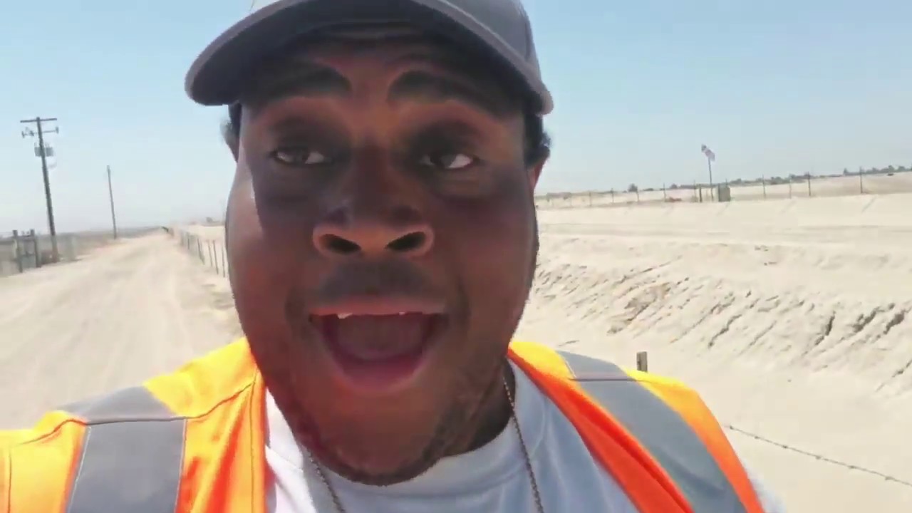 EDP445 tells us how to be a successful youtuber - YouTube