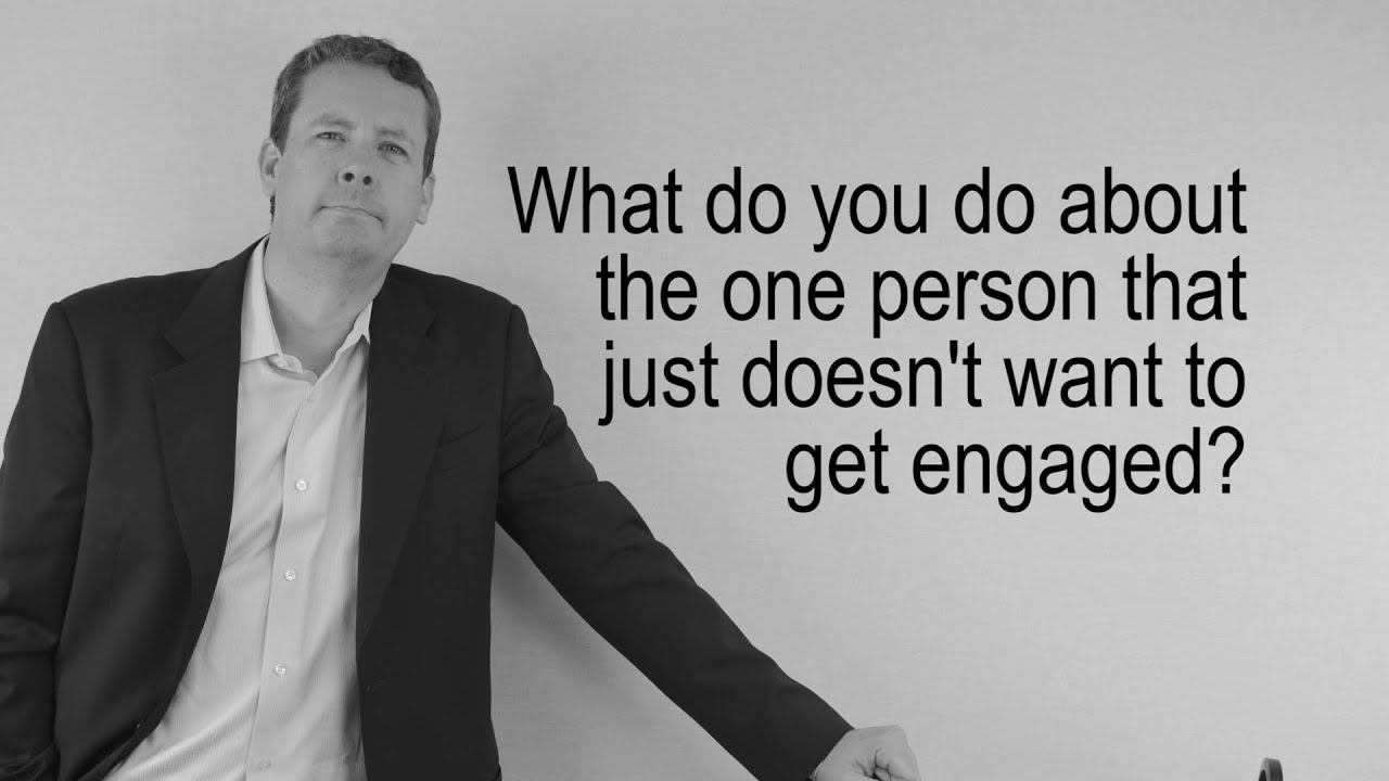 What do you do with a disengaged employee? - YouTube