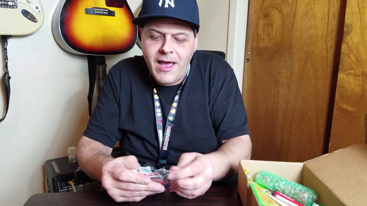 420 Budda Box December unboxing. Save 10%Buddabox10 - YouTube
