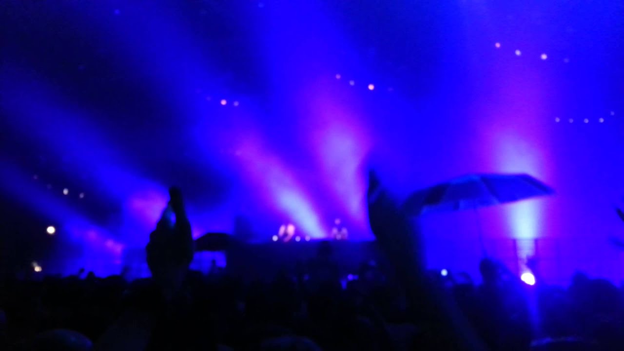 ABGT 050 - LONDON - Above & Beyond vs New Order Blue Monday - YouTube