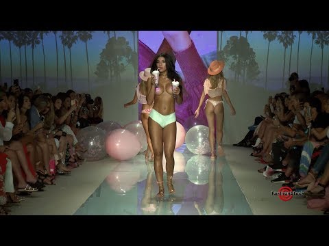LOLLY SWIM 2018 at FUNKSHION Miami Swim Fashion Week (2017)