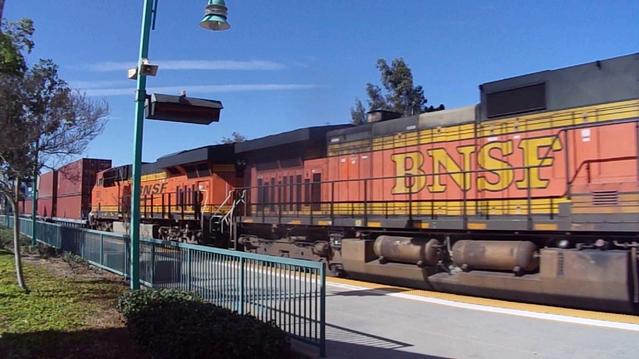 BNSF 8052 Eastbound Double Stack Intermodal Train (W/ Double DPU'S) - Riverside, CA USA 2/11 ...