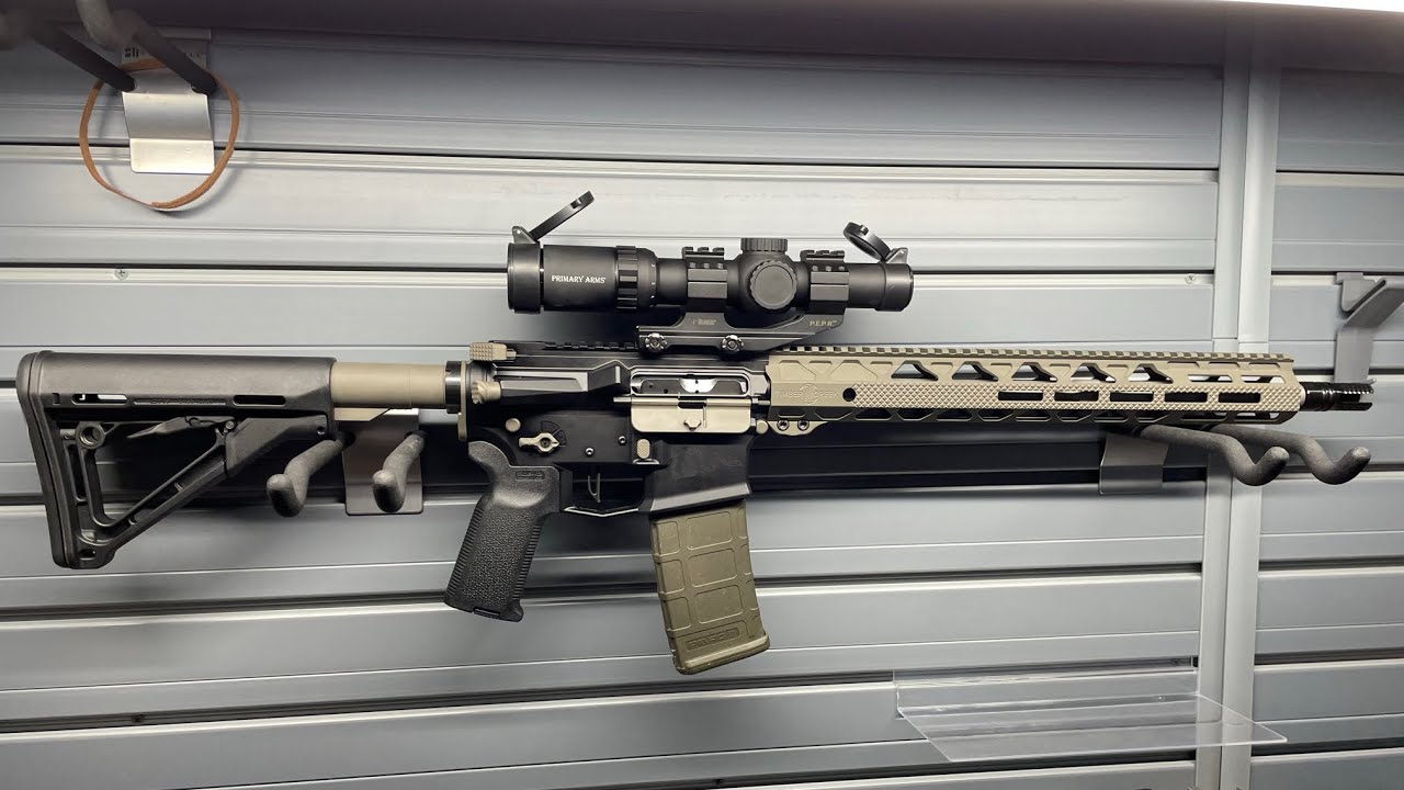 Aero Precision M4E1 Build - YouTube